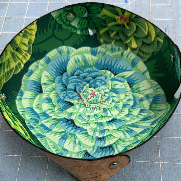 FAT QUARTER TRIO: Kaffe Fassett Collective | August 2024 'Japonica' PA ...