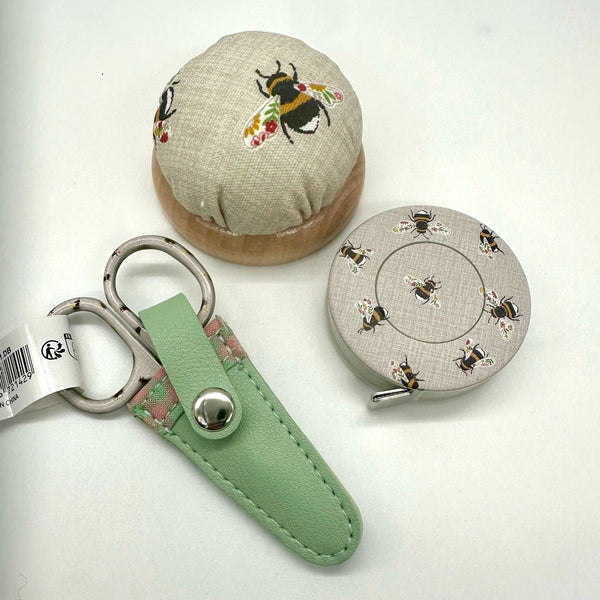 Natasha Makes | Deals on fabric, haberdashery and sewing goods.