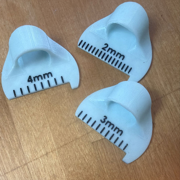 TOOL: Trio Thumb Stitch Guides for Hand Sewing: 2mm, 3mm, 4mm – Natasha ...