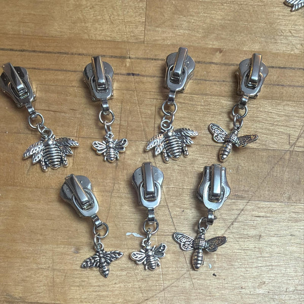 HARDWARE LUCKY DIP: Metal Zip Slider with BEE Zipper Pull (design will ...