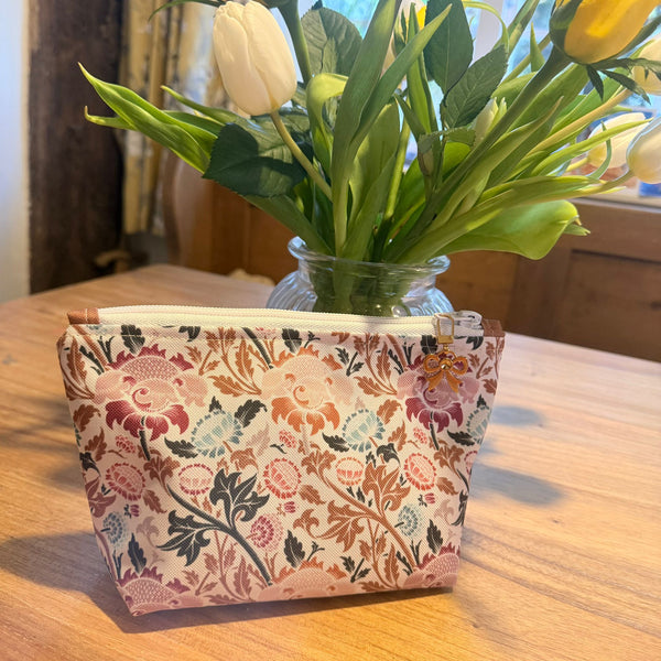 INSTRUCTIONS: Waterproof Cosmetic Bag: PRINTED VERSION – Natasha Makes