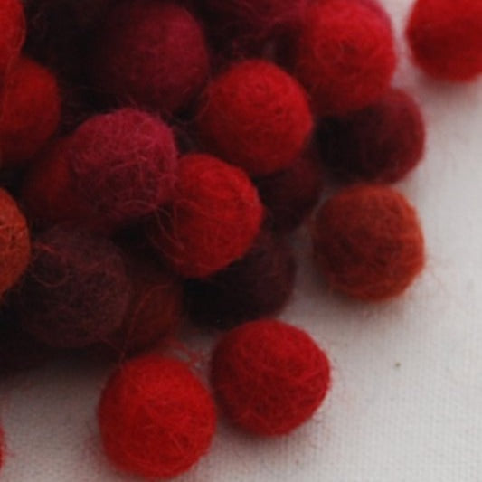 TOY MAKING: 100% Wool Felt Ball for House of Zandra Toys: 1cm: Red Sha ...